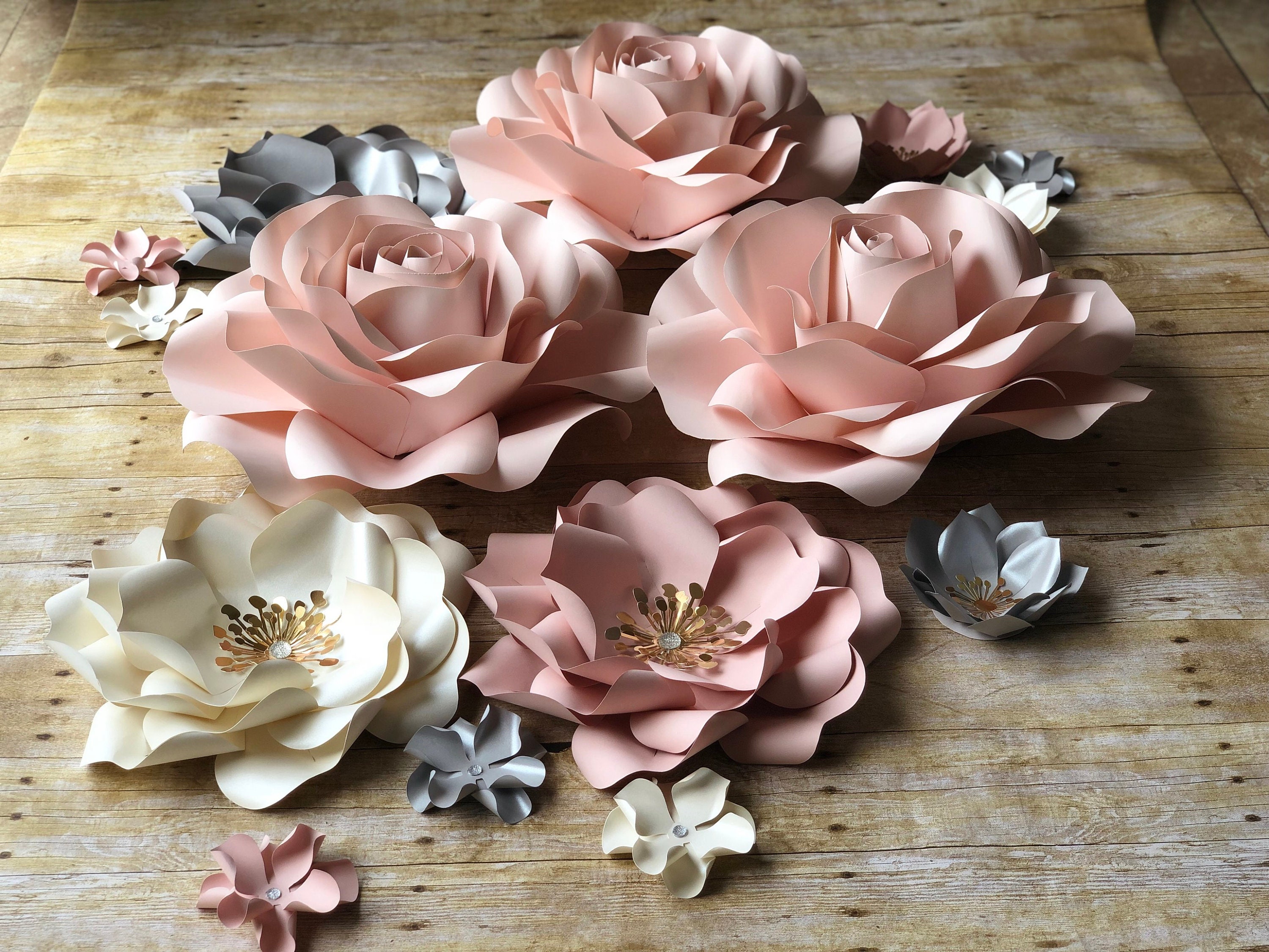 Paper Flower Backdrop Set of 16 Items - Etsy