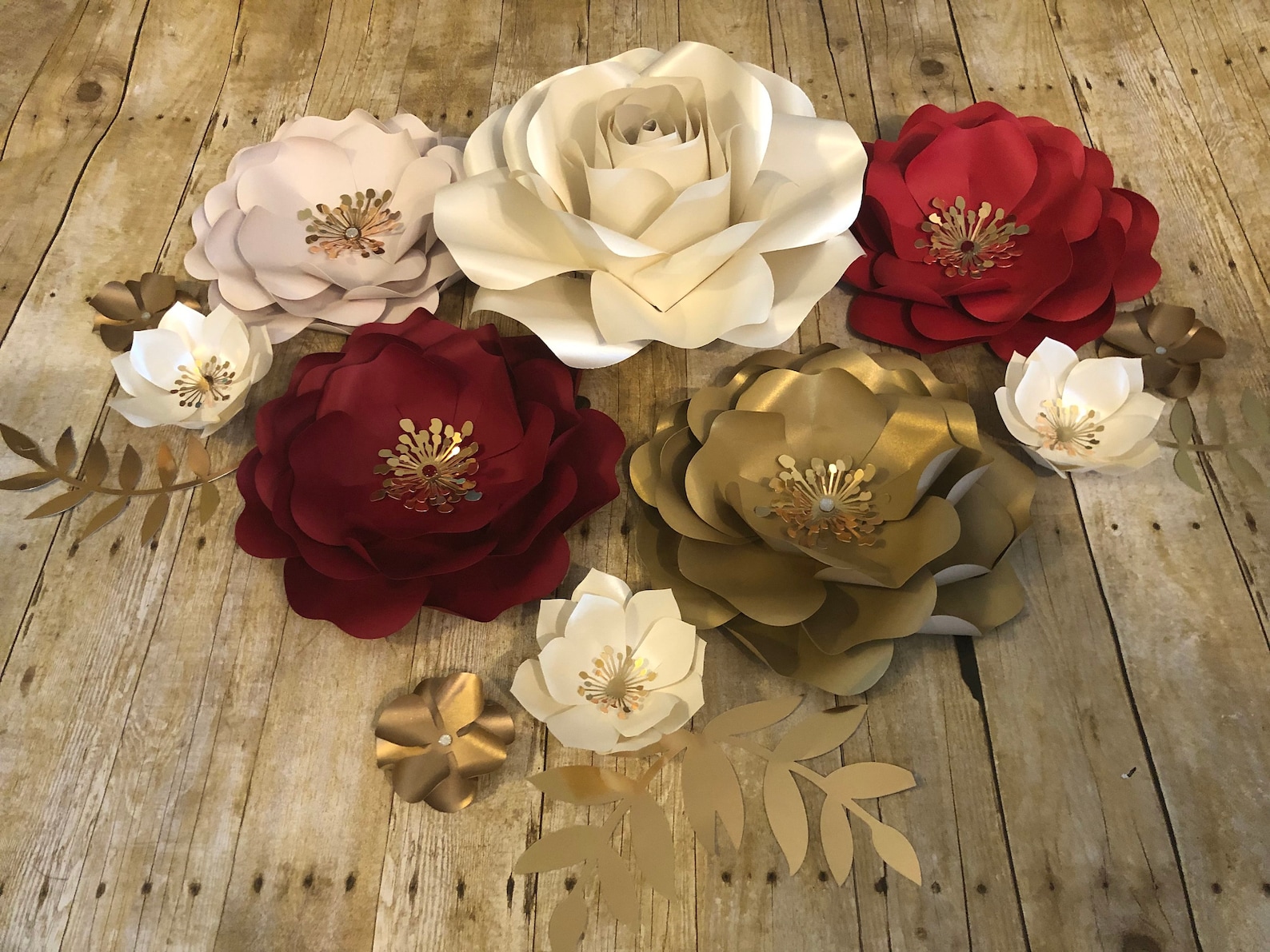 Paper Flowers Backdrop Set of 15 Items - Etsy