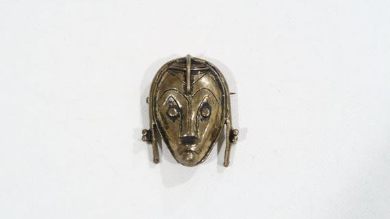 Unique sterling tribal/african mask brooch/pendant - Gem