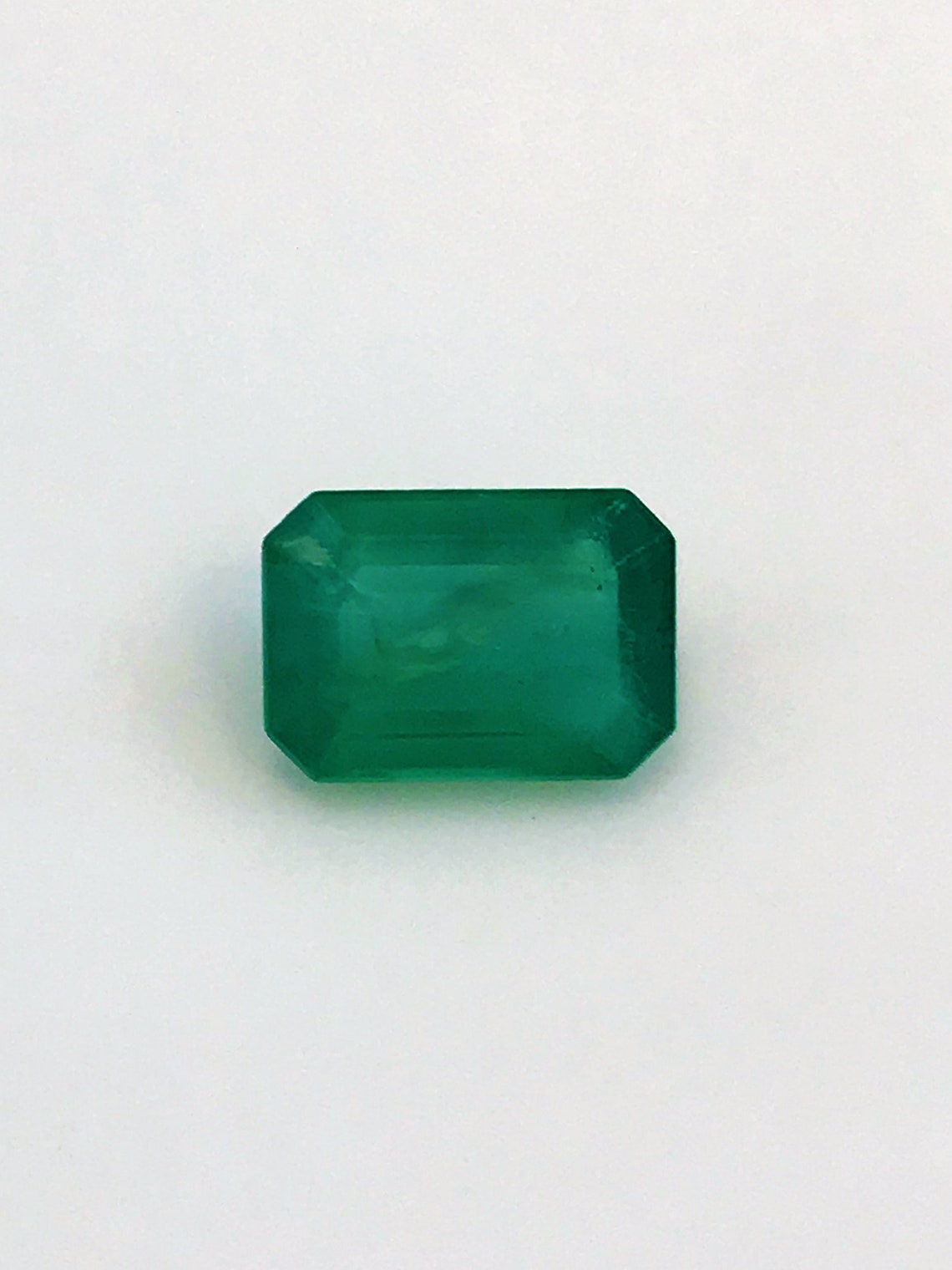 COLOMBIAN EMERALD 2.42 Carats Rich Dark Green Color High Luster AAA ...