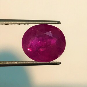 Natural BURMESE RUBY 8.76 Carats Rich Red Color Sparky Luster AAA Fine ...
