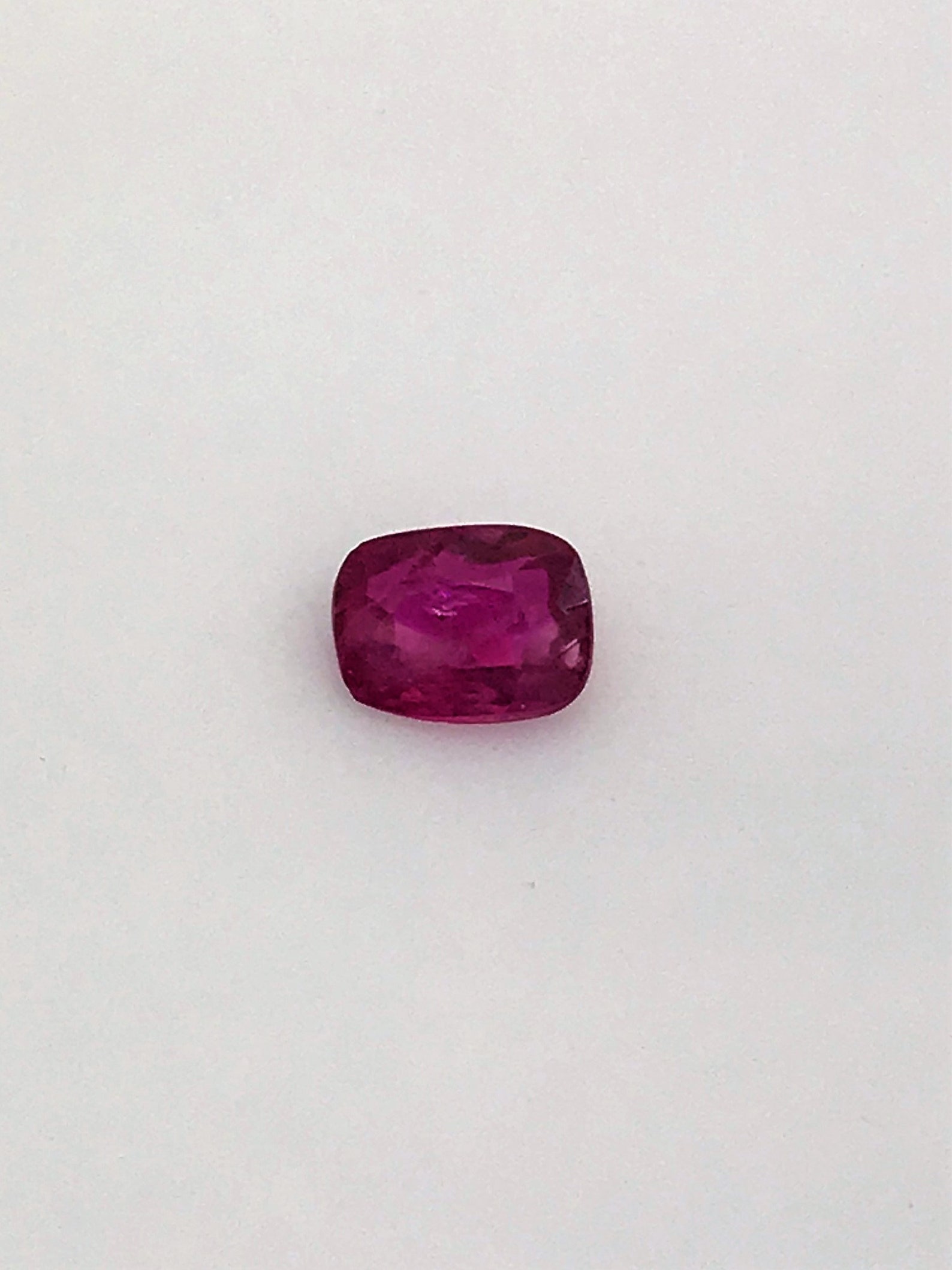 Natural BURMESE RUBY| 0.55 Carats Traffic Light Red Color High Luster ...
