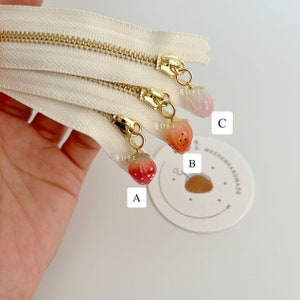 4010# Closed End Zipper Slider Size 3 With Cute Pink Strawberry Design ...