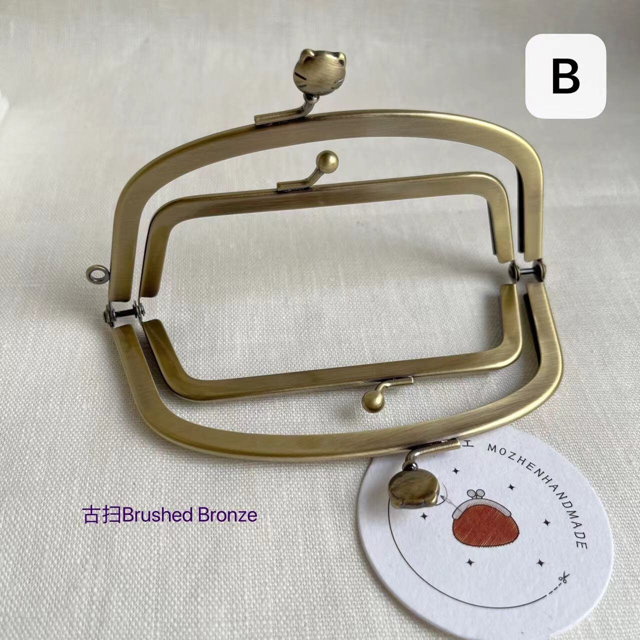 3035 14cm6cm Minimalist Cat Kitten Bead Double Pocket Kiss Clasp Purse ...