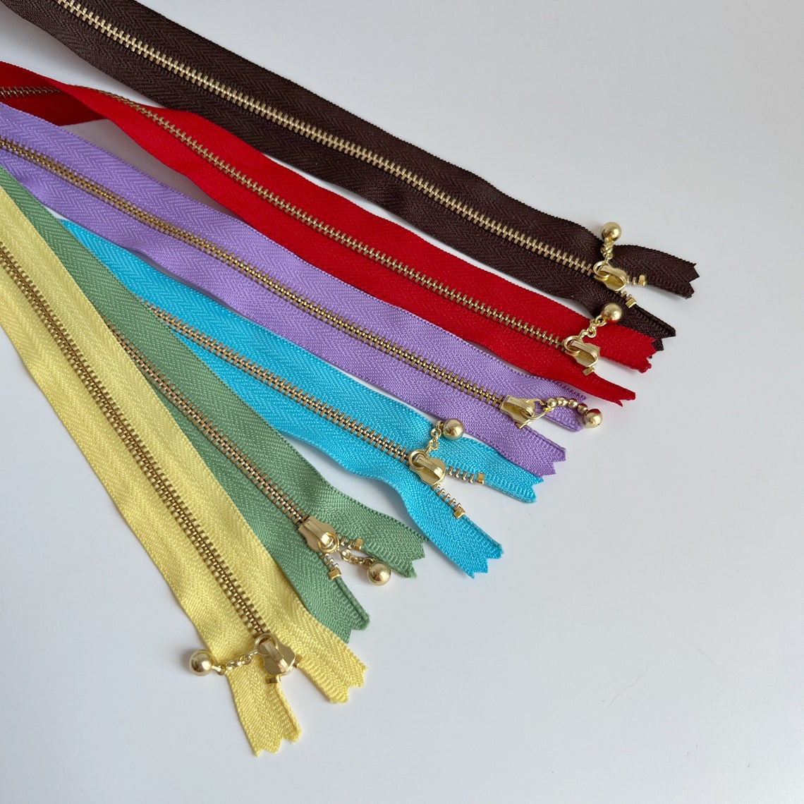 4015# Closed End Zipper Slider Size 3 With 'water Drop' Shape Metal ...