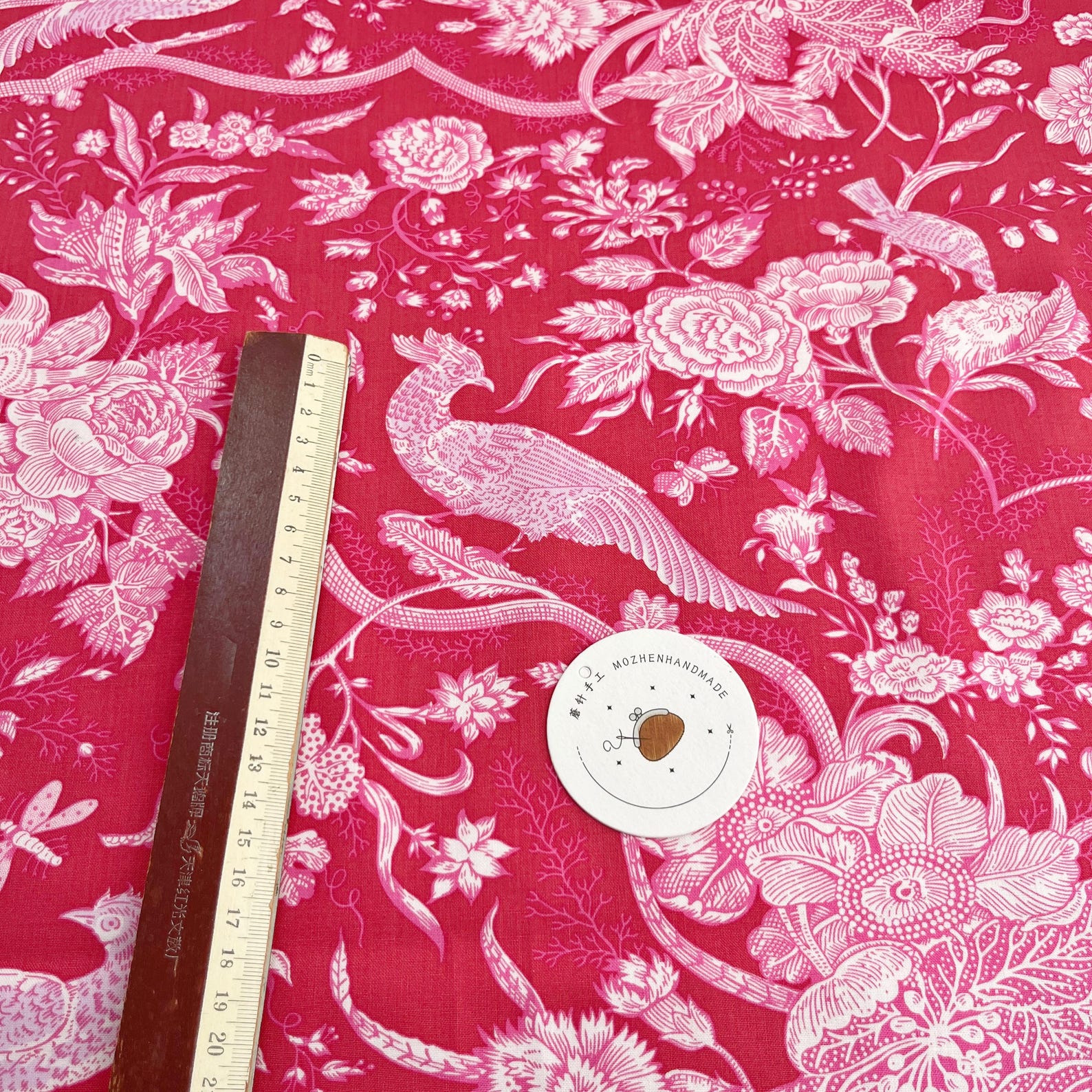 1430# Red and White Elegant Bird Feather and Flower Pattern Cotton ...