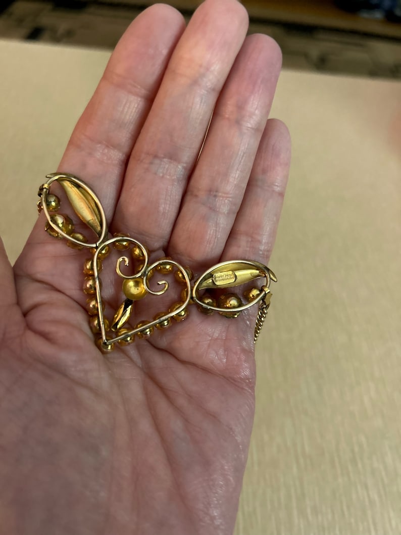 Lovely Vintage Star-art Rhinestone and 12K Gold Heart-shaped Necklace ...