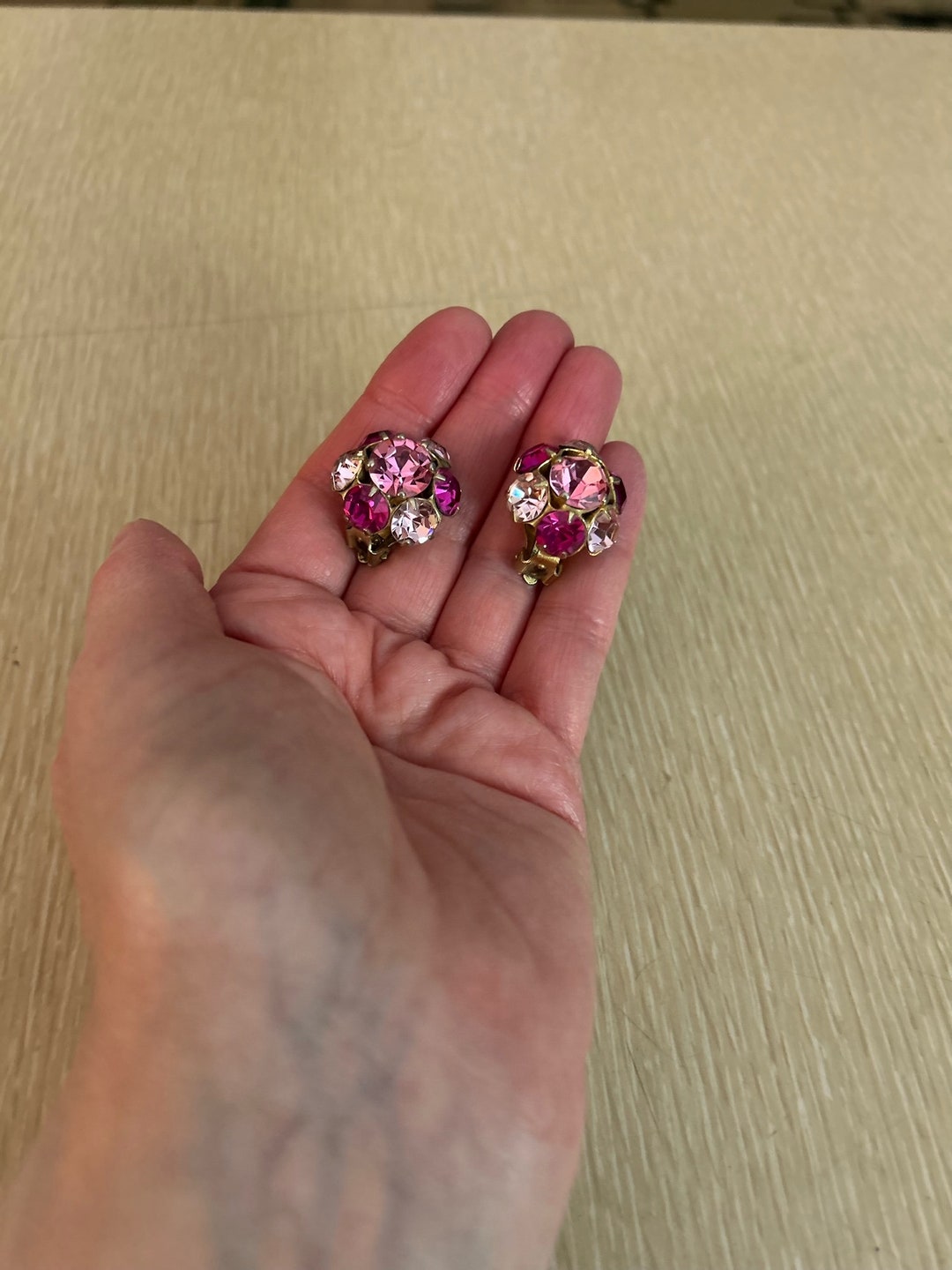 Gorgeous Weiss Pink Rhinestone Clip-on Earrings - Etsy