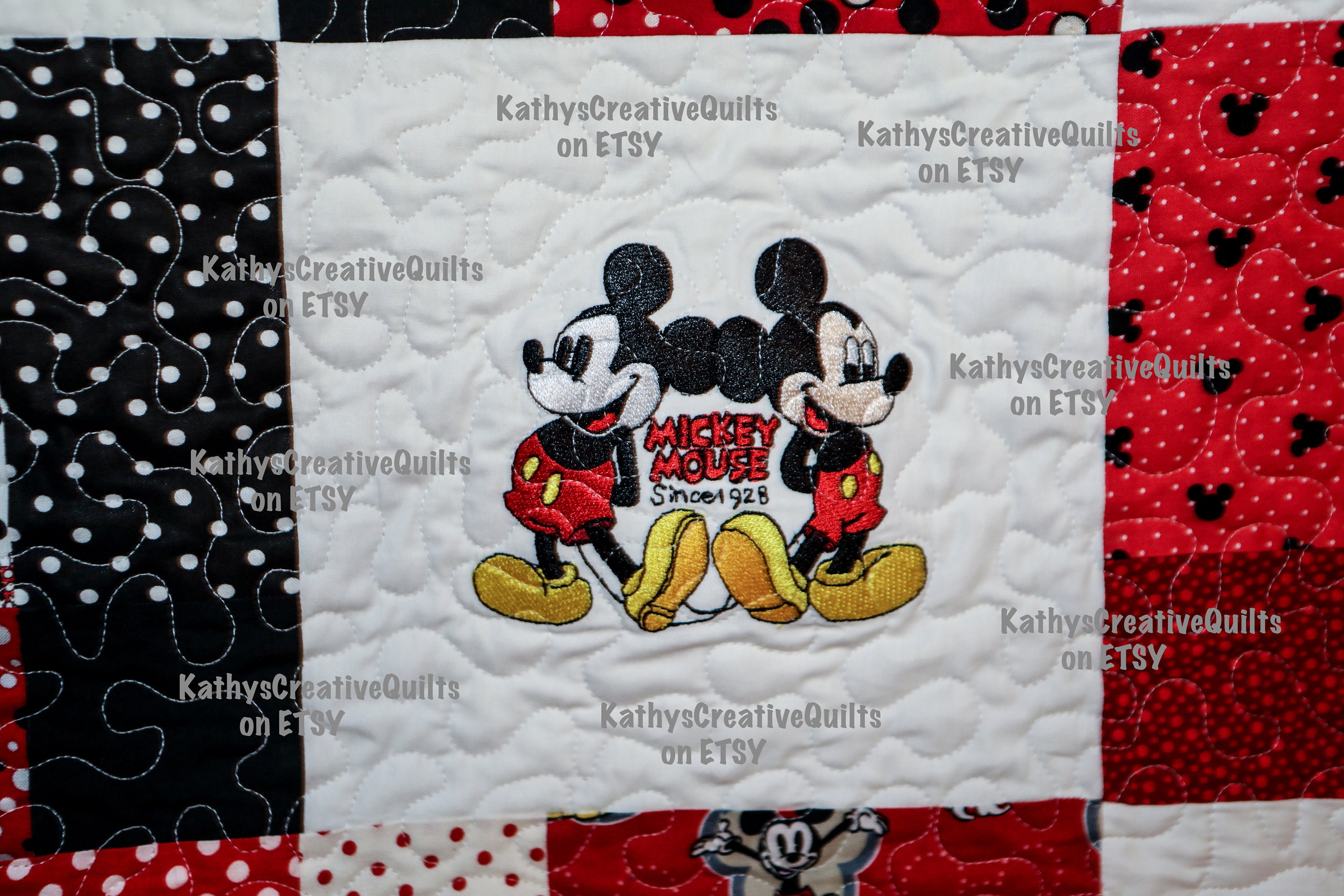 Disney Mickey Mouse Quilt. - Etsy