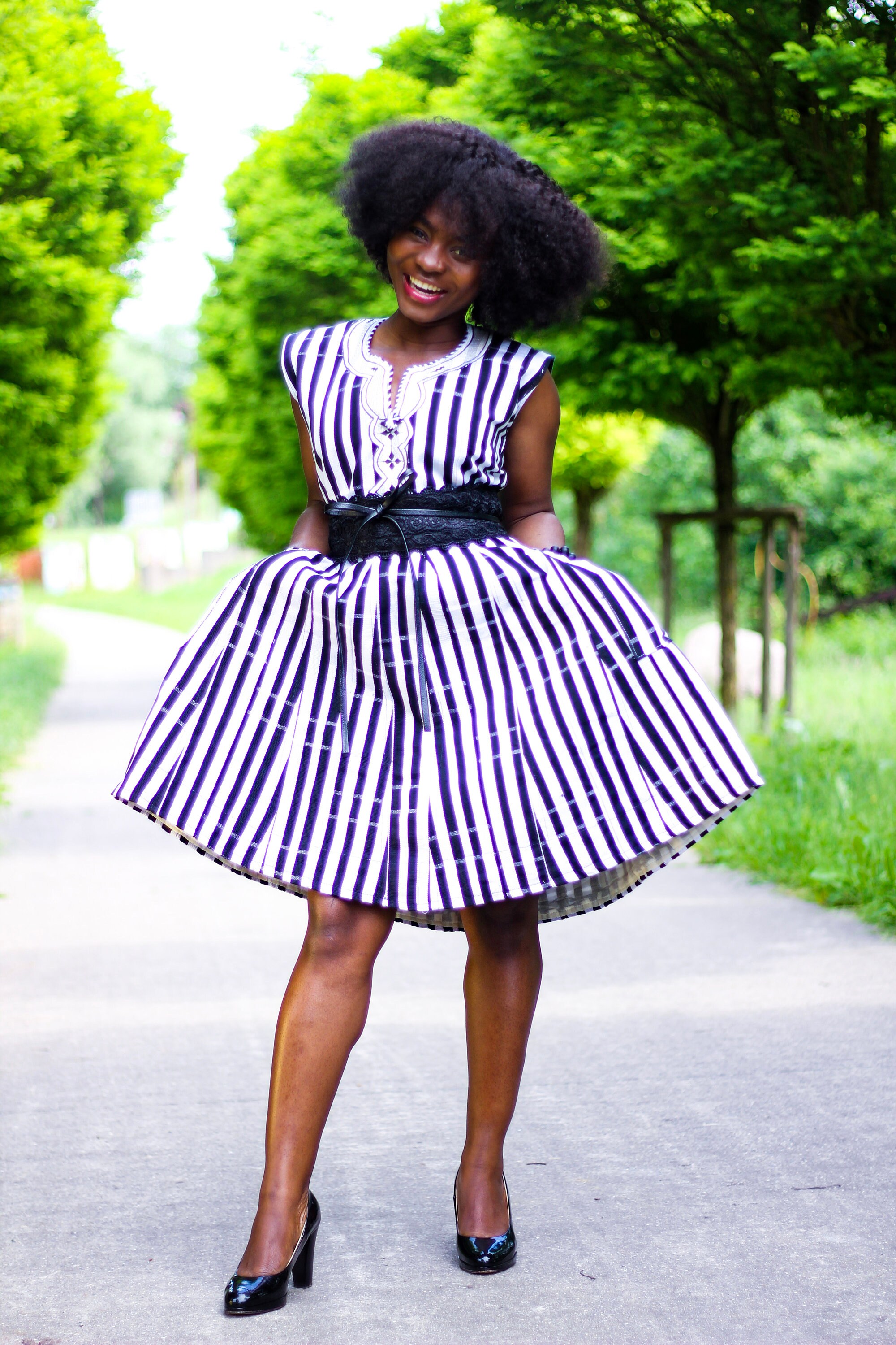 Daliri Sleeveless Smock Midi Dress| Smock Dress | Women Batakari Dress ...