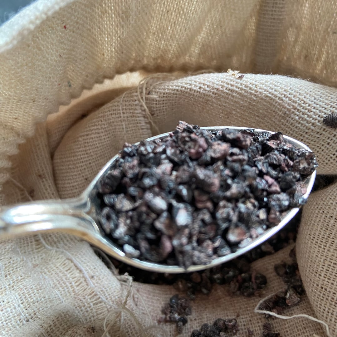 Cochineal Insect Natural Dye Red, Pink and Orange Yarn Dyeing Solar ...