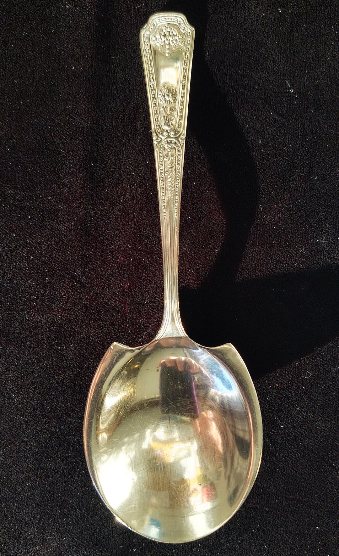 Mid-century SSMC Sterling Silver Berry Spoon Fleur De Lys Floral ...