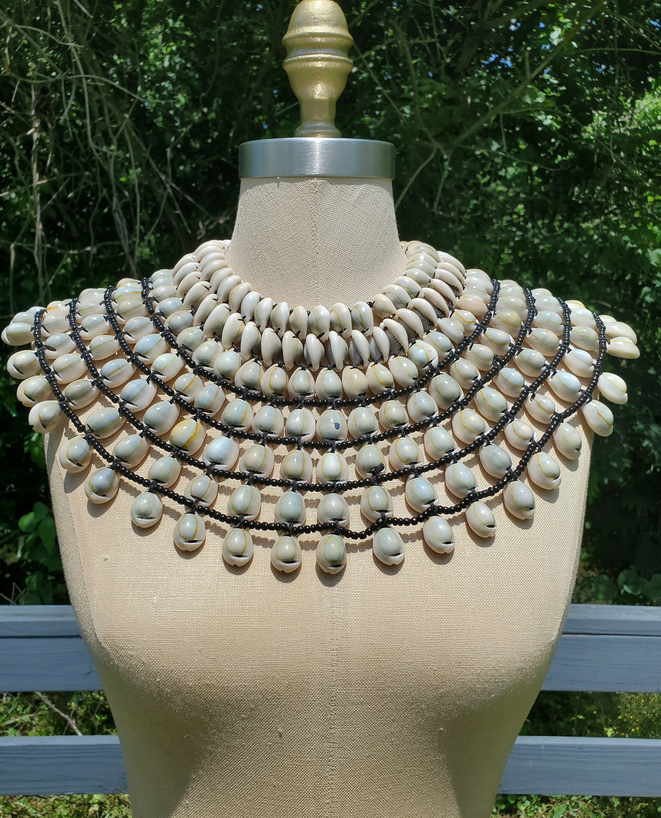 Large Reversible Cowrie Shell Necklace - Etsy