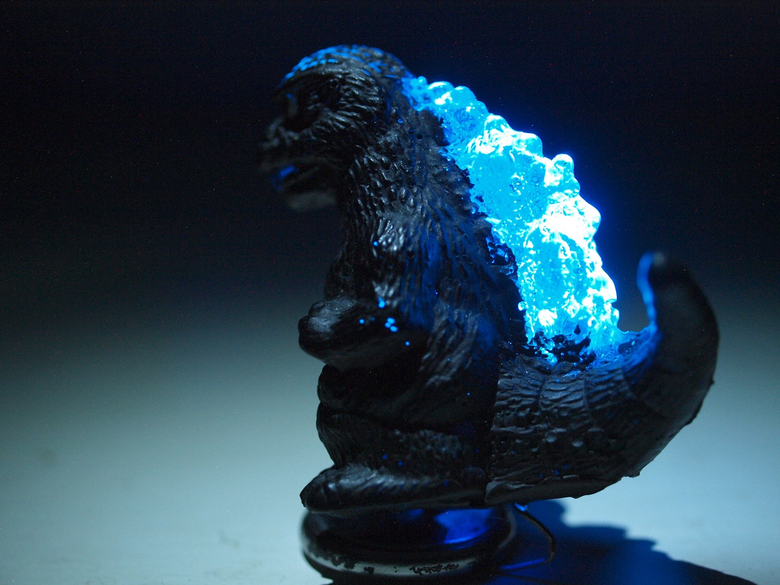 Light Up SD Godzilla 1984 figure from the Shoushingeki set | Etsy