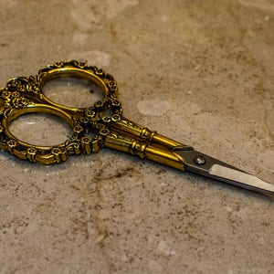 Victorian Floral Embroidery Scissors | Antique Style Vintage Sewing and ...