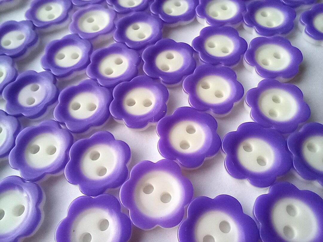Flower Shaped Buttons X 10 Purple With a White Centre, 2 Hole Buttons ...