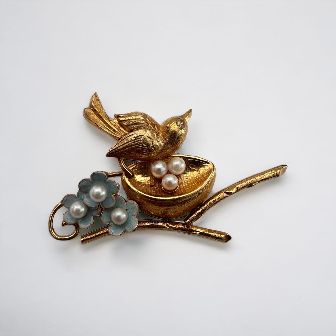12k GF Bird on Nest Brooch Enamelled With Faux Pearls - Etsy