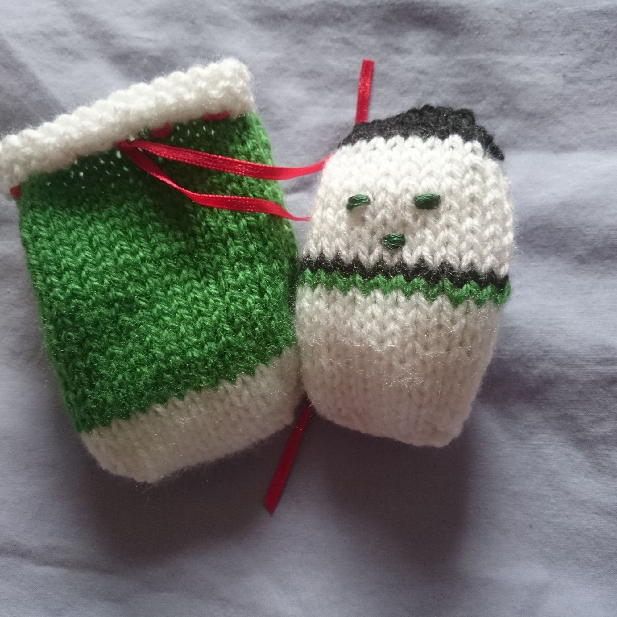 Mini Knits, Easy Knitting Patterns, Soft Toy Making, Knitting Penguins ...