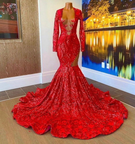 Mermaid Red Lace Wedding Dress