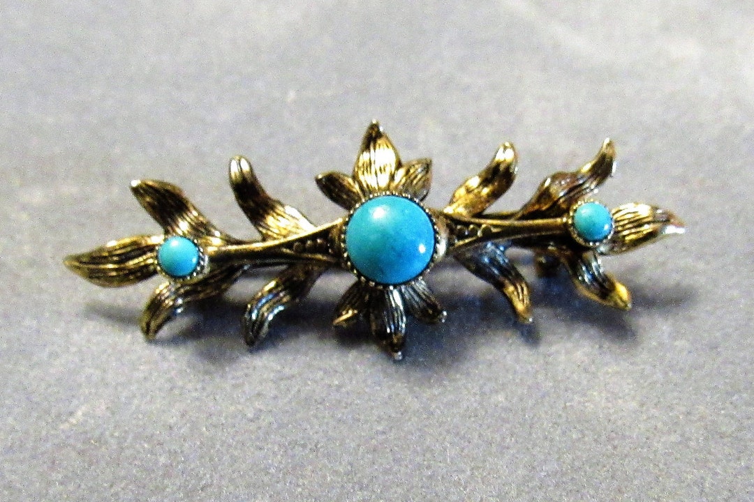 Dainty VTG PIN BROOCH Turquoise & Antiqued Goldtone Floral Design - Etsy