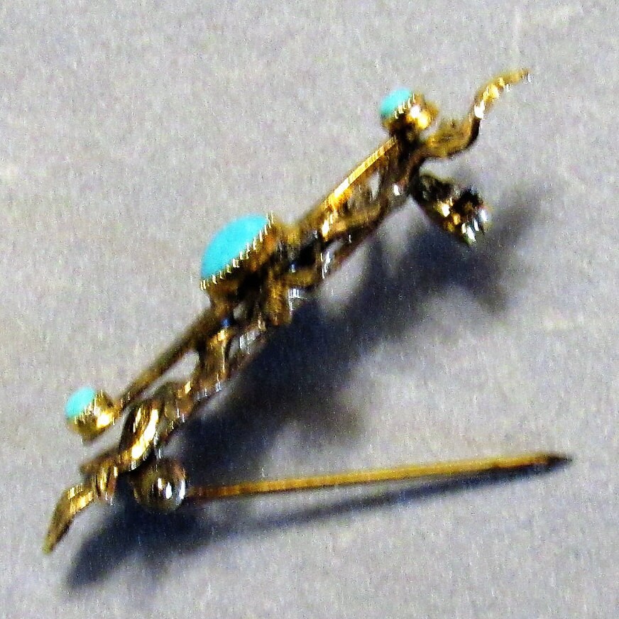 Dainty VTG PIN BROOCH Turquoise & Antiqued Goldtone Floral | Etsy