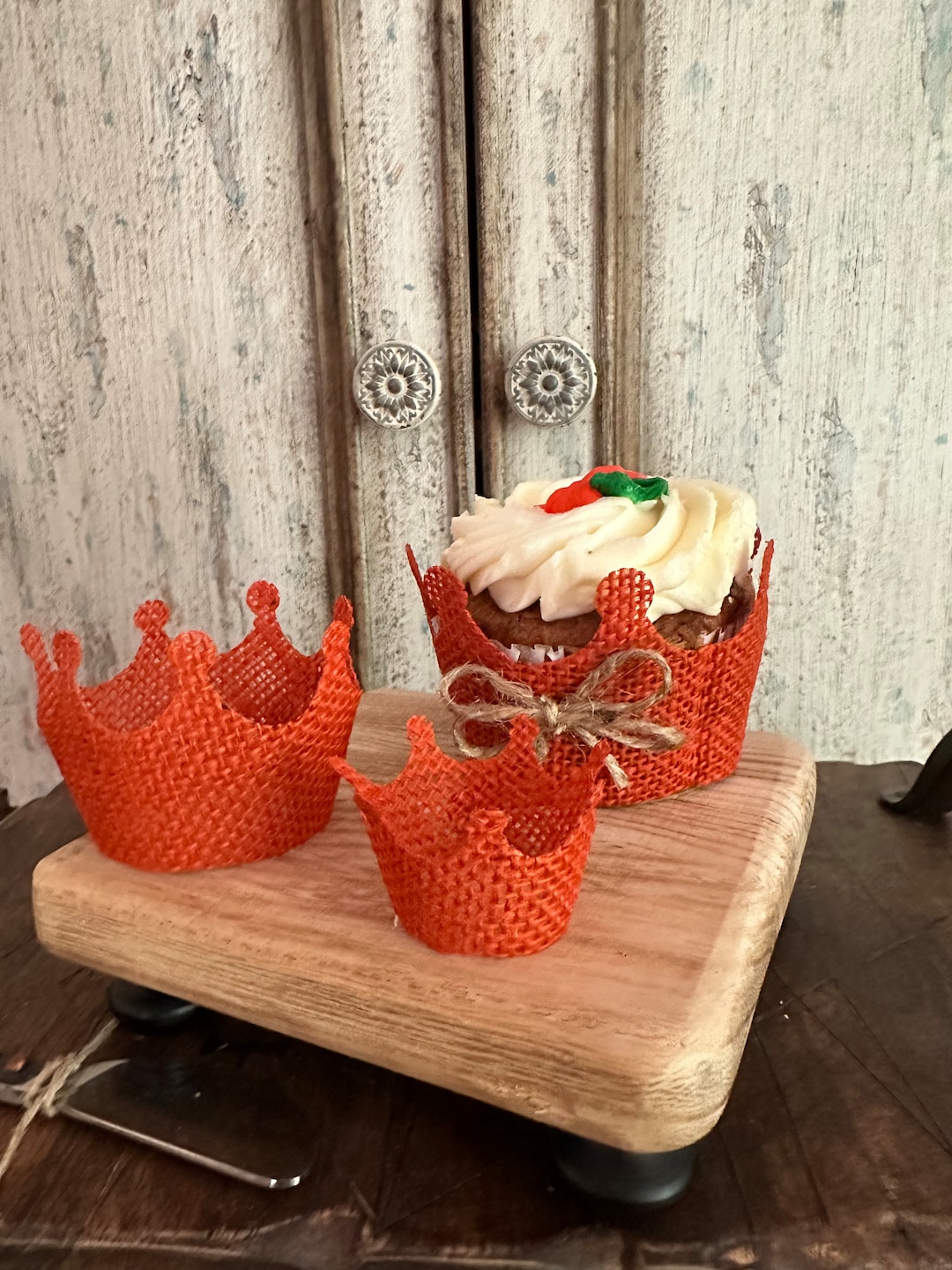 Burlap Muffin Wrapper Princess Crown Neutral Rustic Liners for Wedding ...