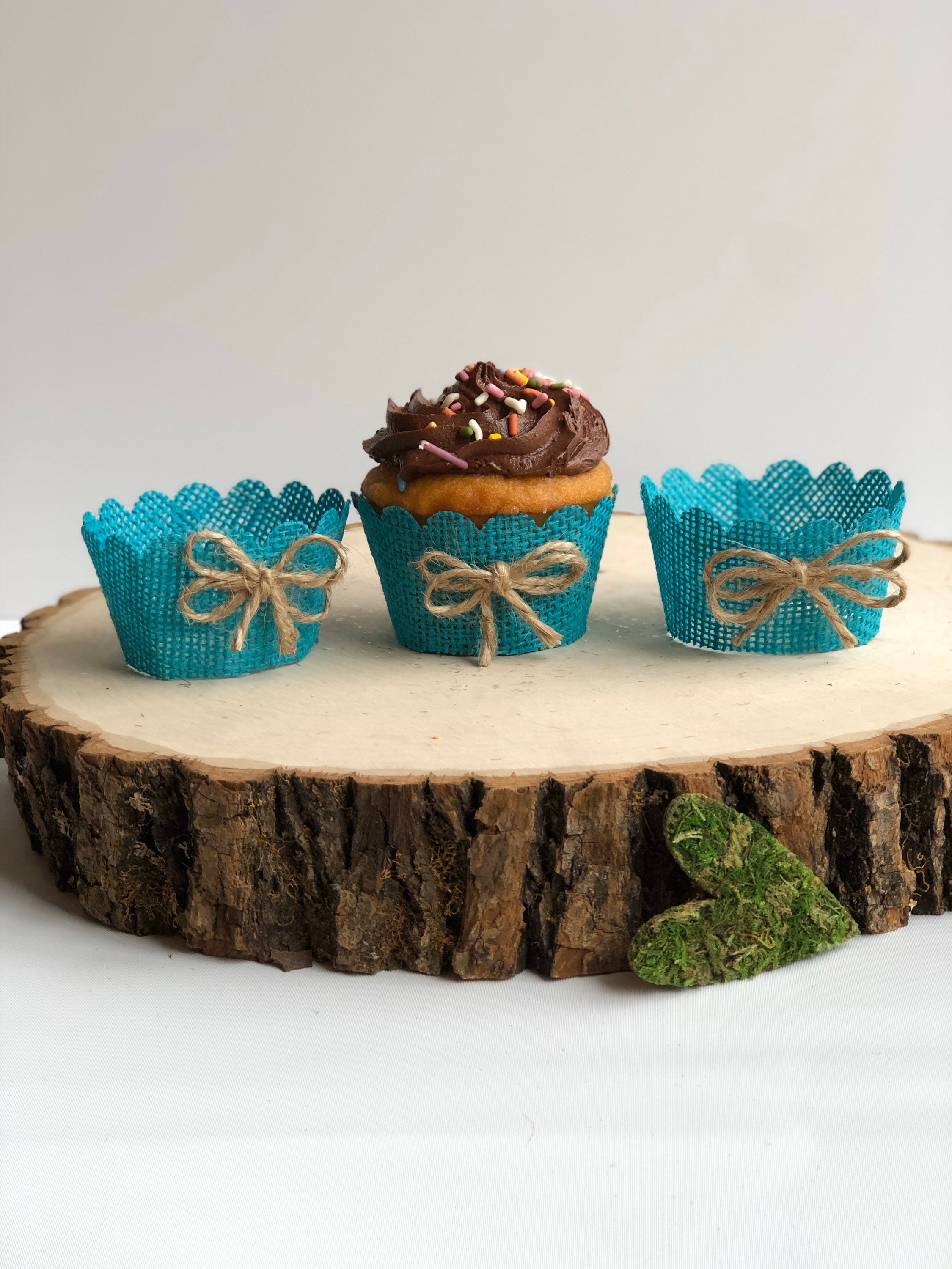 Real Burlap teal cupcake wrappers rustic cupcake wrappers - Etsy.de