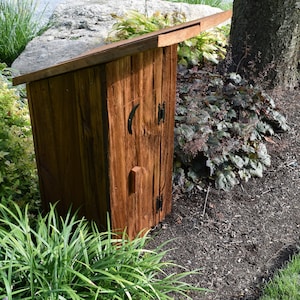 Amish Handmade Outhouse Well Cover | Reclaimed Wood - Etsy