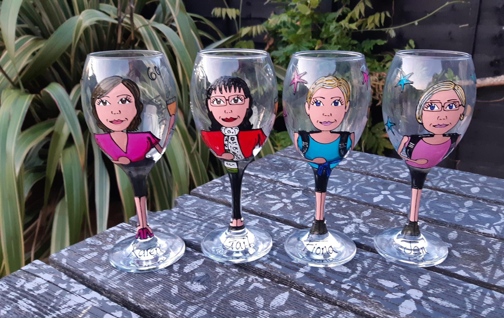 Personalised Painted Birthday Gift Glass - Etsy UK