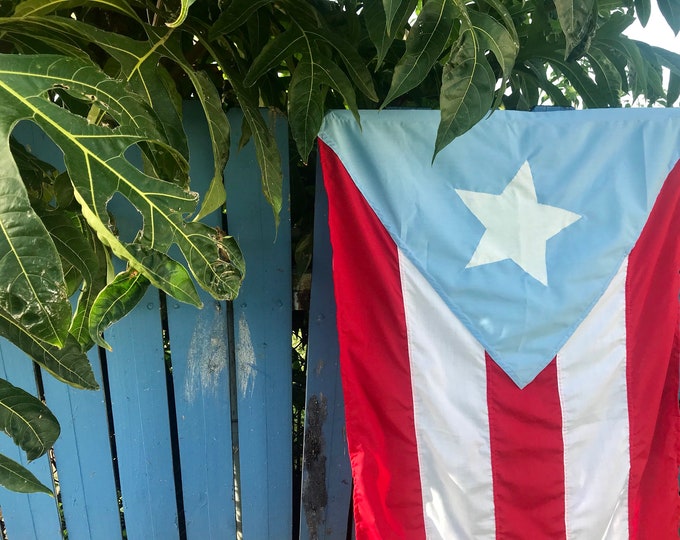 Puerto Rico's Flag // Old Fashioned Style // Puerto Rican Granny's Flag ...