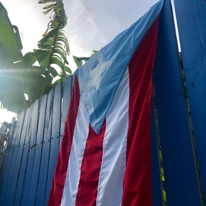Puerto Rico's Flag // Old Fashioned Style // Puerto Rican Granny's Flag ...