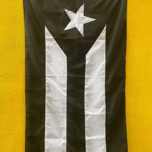 Puerto Rico's Resistance Flag // Old Fashioned Style // Puerto Rican ...
