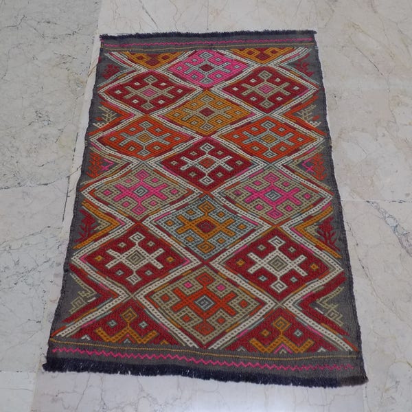 Ethnic Rug - Etsy
