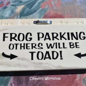 Frog Parking Funny Garden Sign Toad Sign Funny Gardener Gift - Etsy Canada