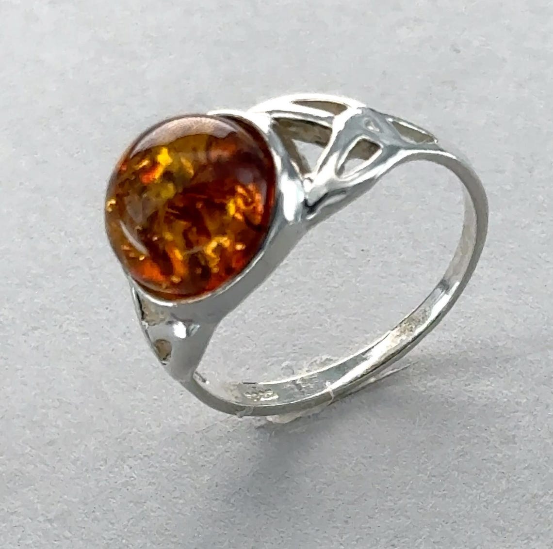 Round / Circle Brown / Cognac Baltic Amber Celtic Ring - 925 Sterling ...