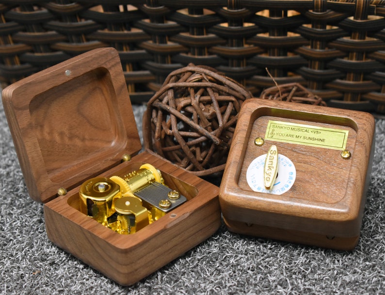 Personalized Wooden Music Box, Music Box for Wife, Custom Wooden Music ...