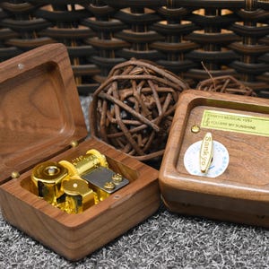 Personalized Walnut Wood Music Box, Birth Flower Music Box, Birthday ...