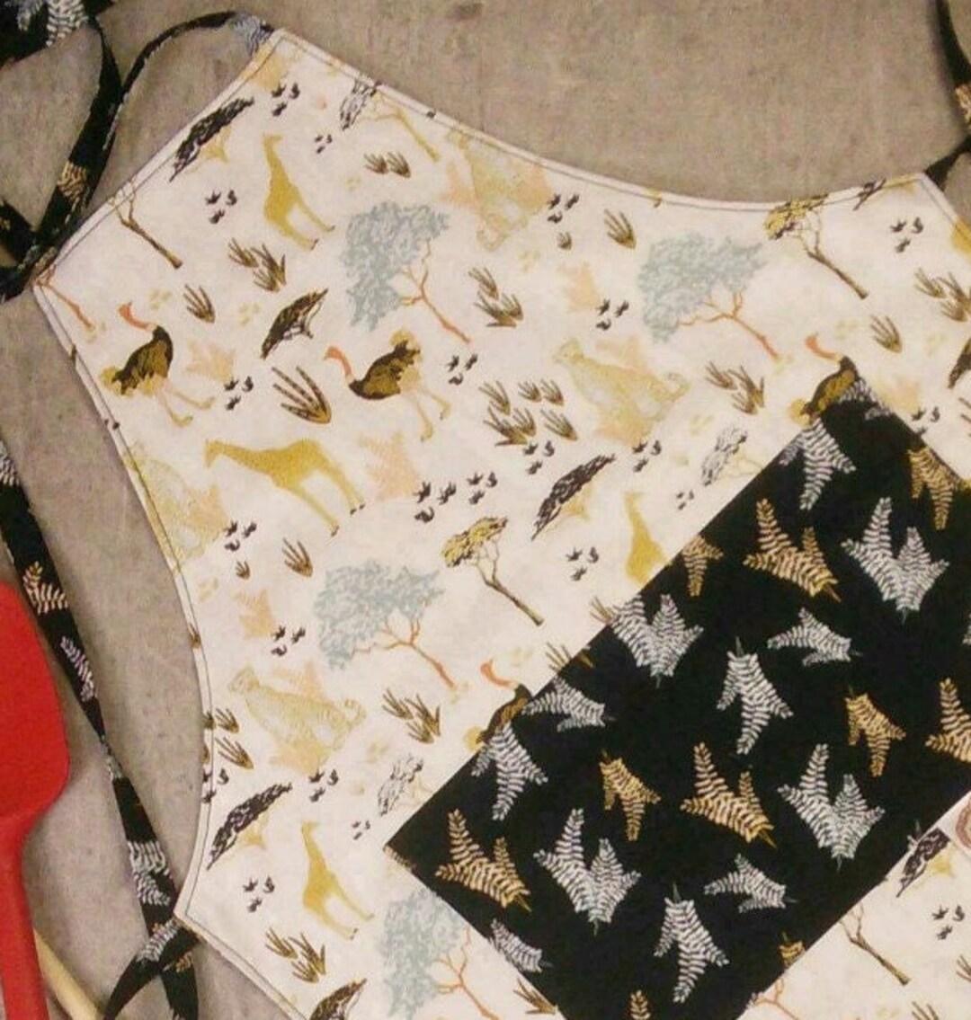 Lined Apron, ANIMALS / GIRAFFE, Apron With Large Lined Pocket, 100% ...