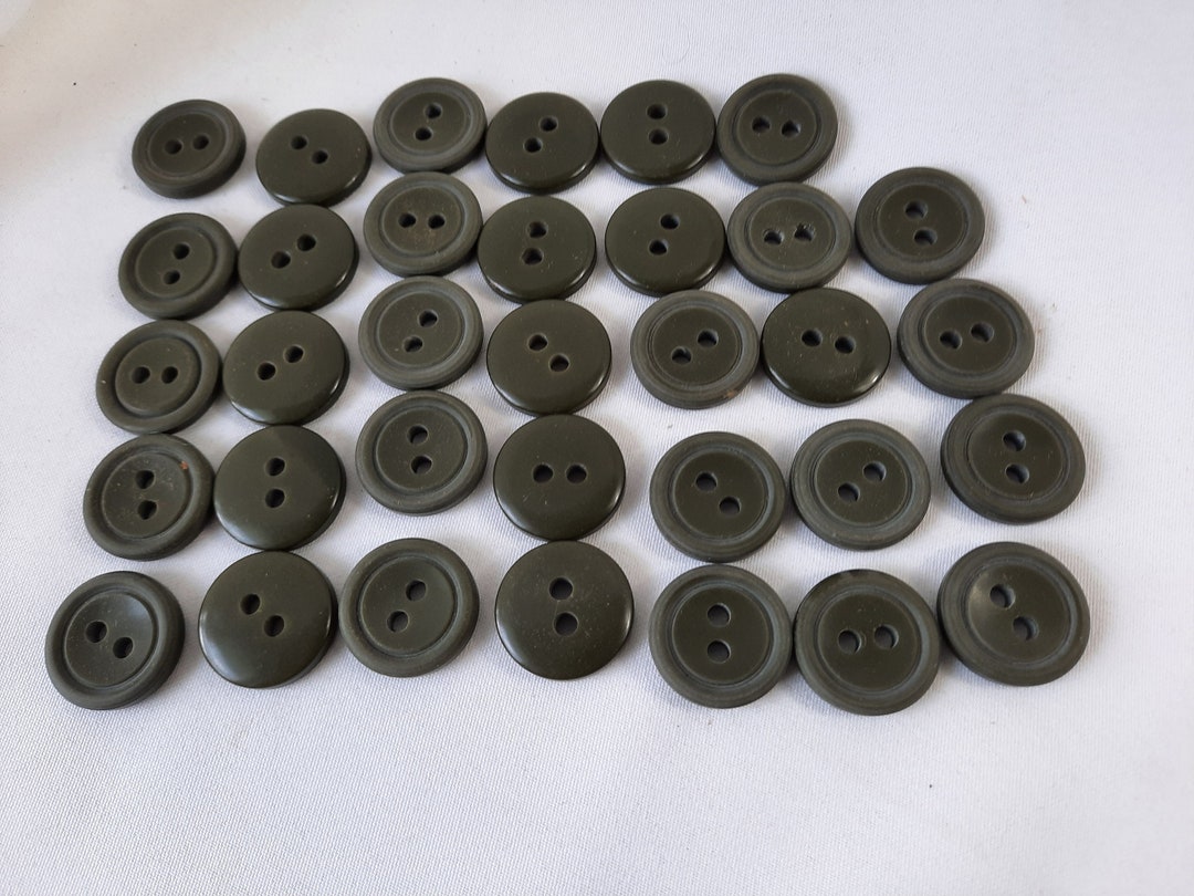 33 Old Buttons 25 Mm Diametre - Etsy