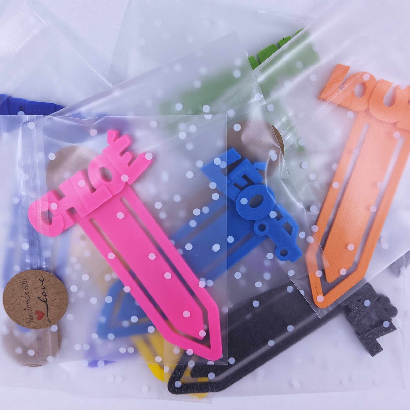3D Customised Bookmark - 100% Customisable - Gift Idea - Mark the Pages ...