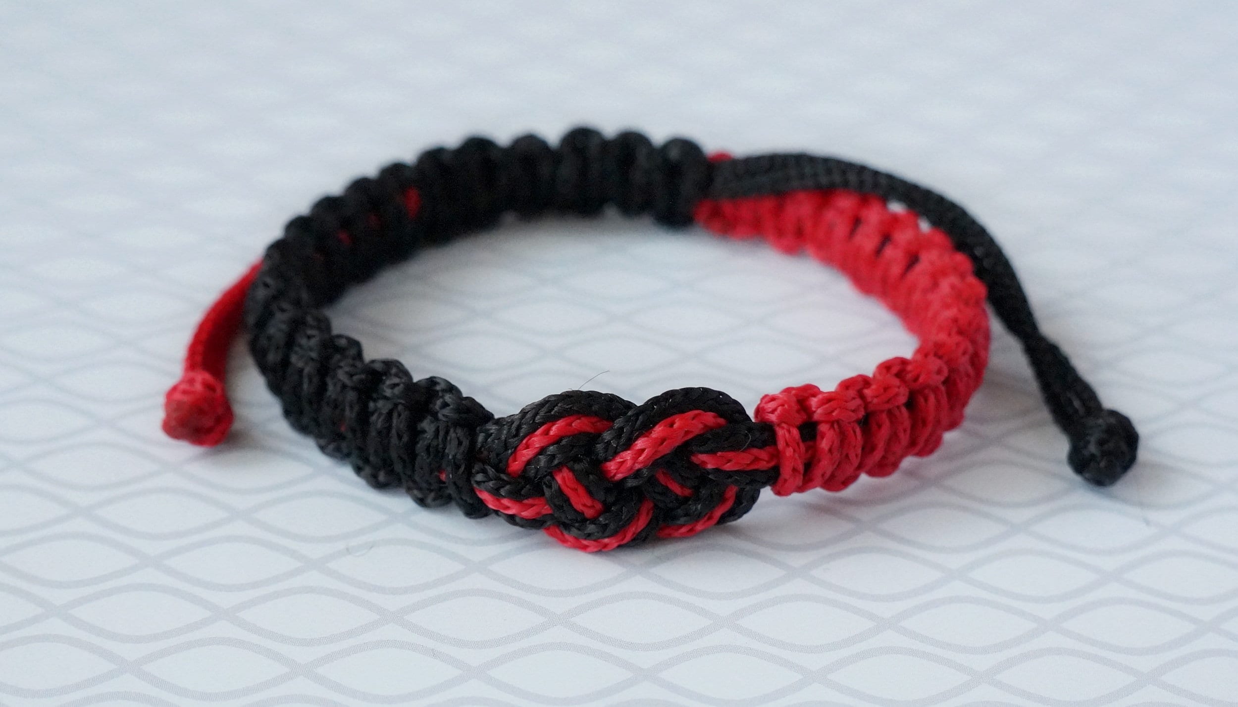 Ukrainian Bracelets Adjustable Yellow-blue or Red-black Handmade Braided Infinity Macrame ...