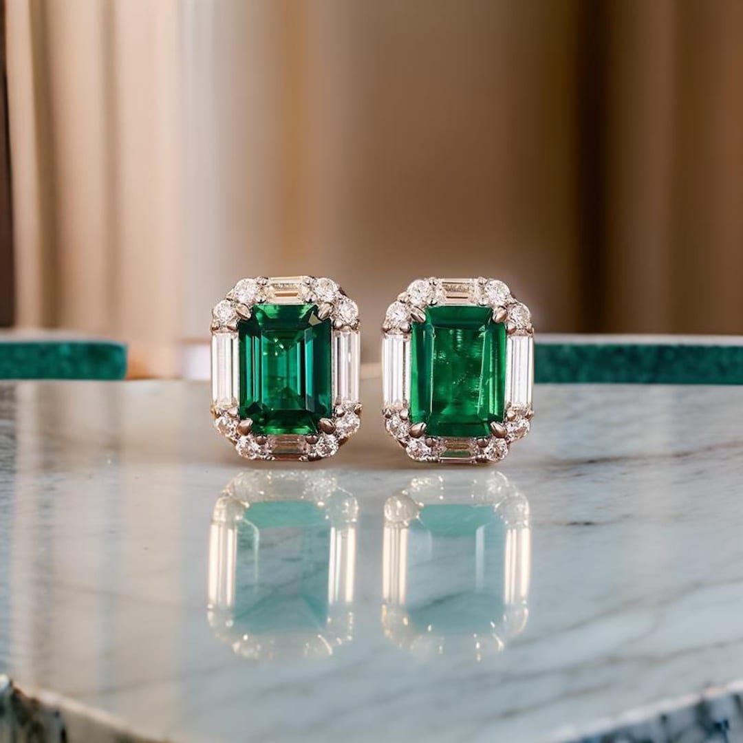 Emerald Stud Earrings, Classic Vivid Green Emerald 18K White Gold ...
