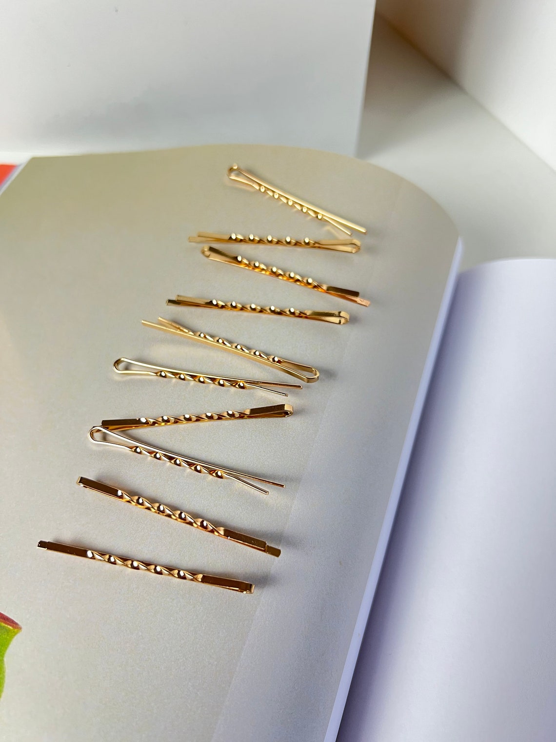 10 PCS Minimalist Gold Bobby Pin Set Hair Jewelry Hair - Etsy