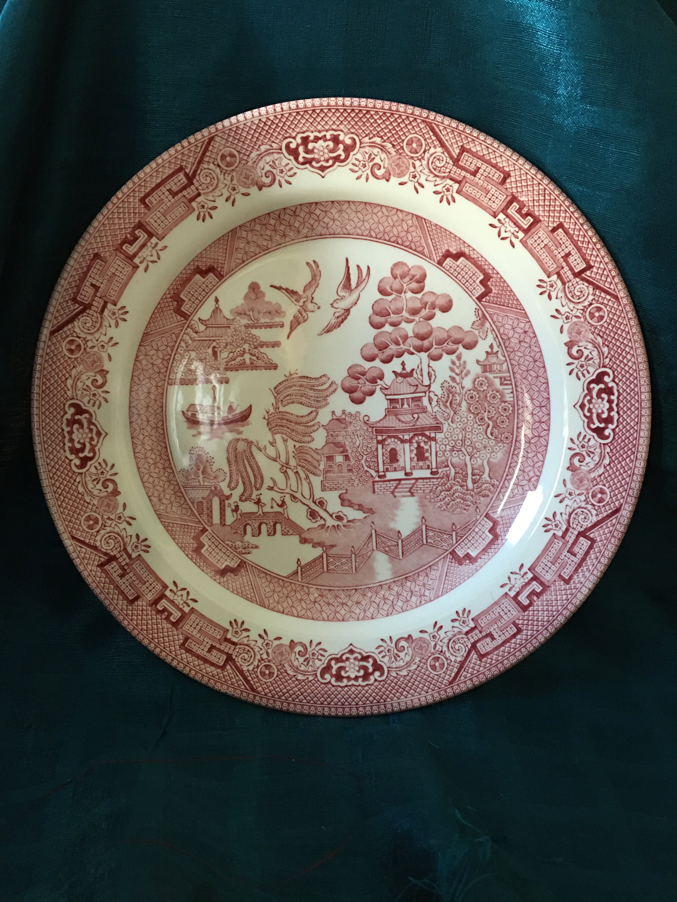 Red Willow Pattern 10 Plate & Teacup by Churchill | Etsy