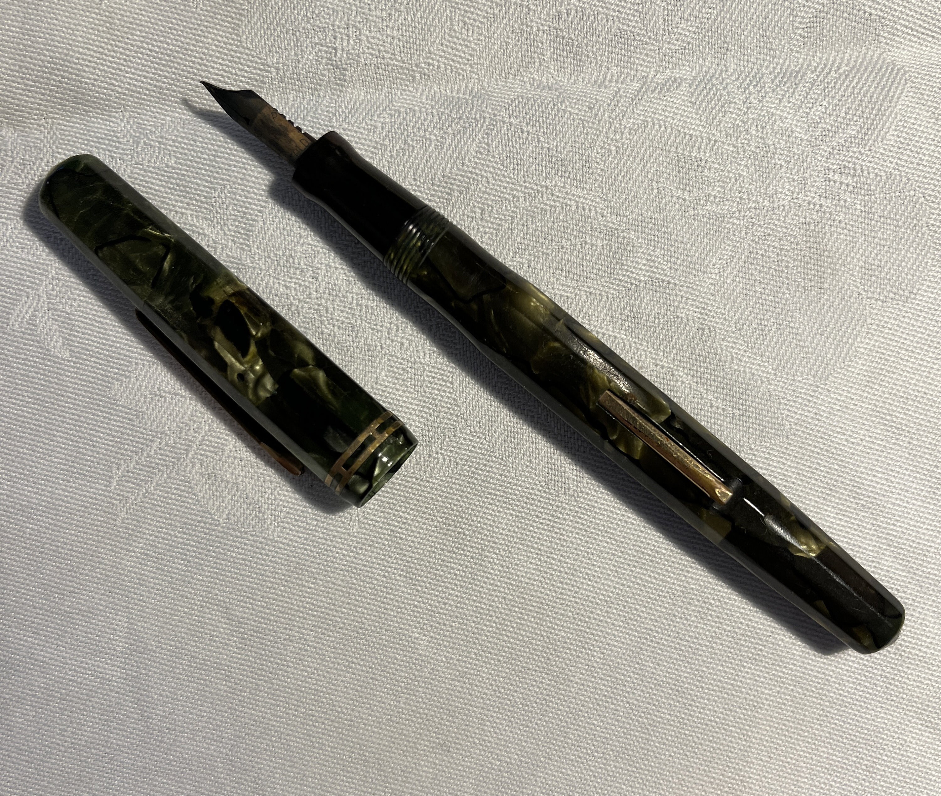 Eversharp Pens - 1930s and 40s Fountain Pens by Eversharp - Etsy