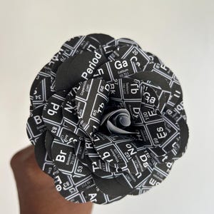 Periodic Table Paper Flower Bouquet - Science Teacher Gift, Unique ...