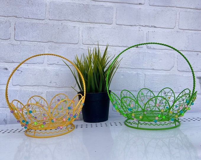 Vintage Easter Green Metal Egg Basket. Easter Yellow Metal Egg Basket ...