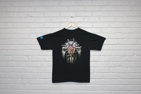 2000s world of warcraft horde tee shirt size medium - Gem