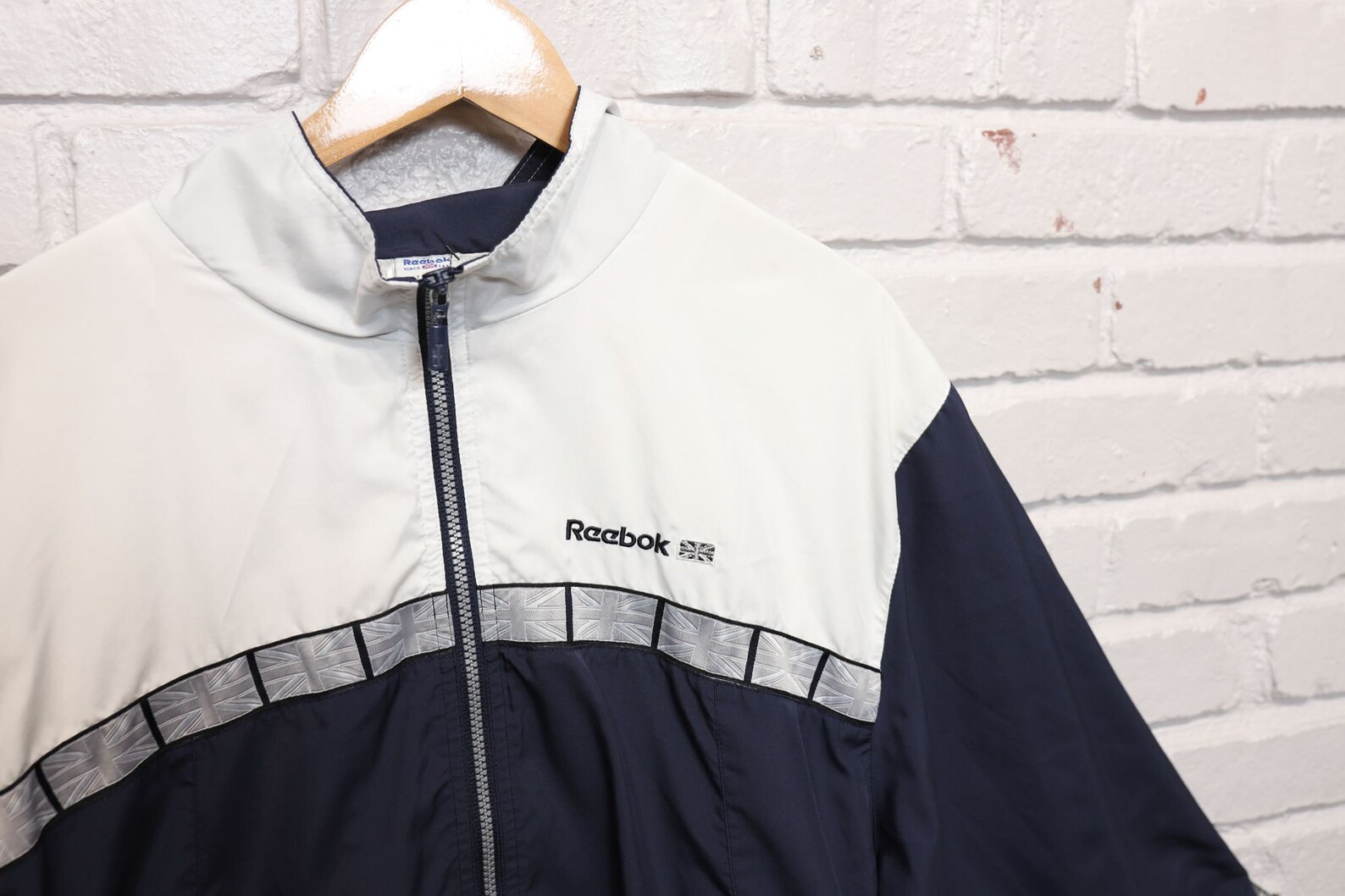 2000s Reebok Classics Union Jack Windbreaker Jacket Size Xl - Etsy