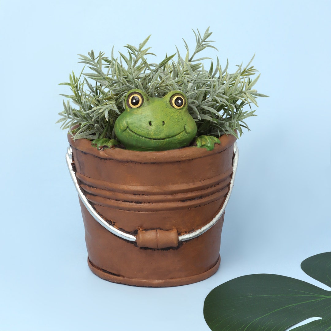 G Decor Green Frog Planter - Etsy